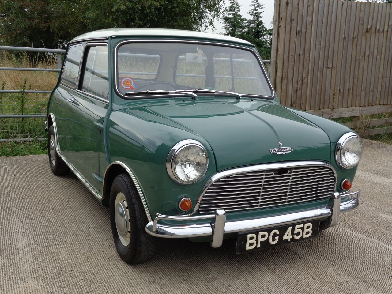 Click Here for Full Screen Image - Click Here to Download Image