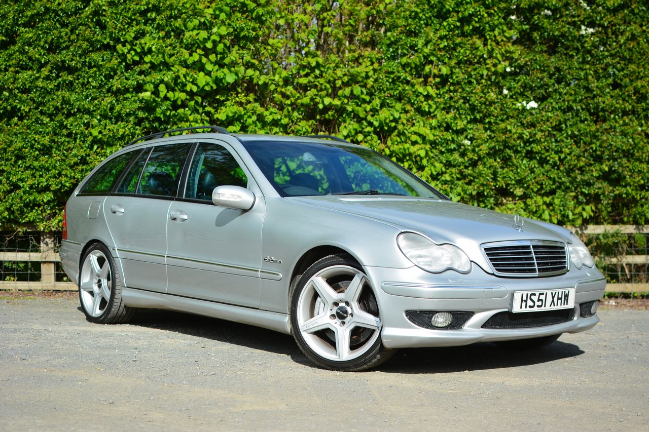 Mercedes-Benz C32 AMG